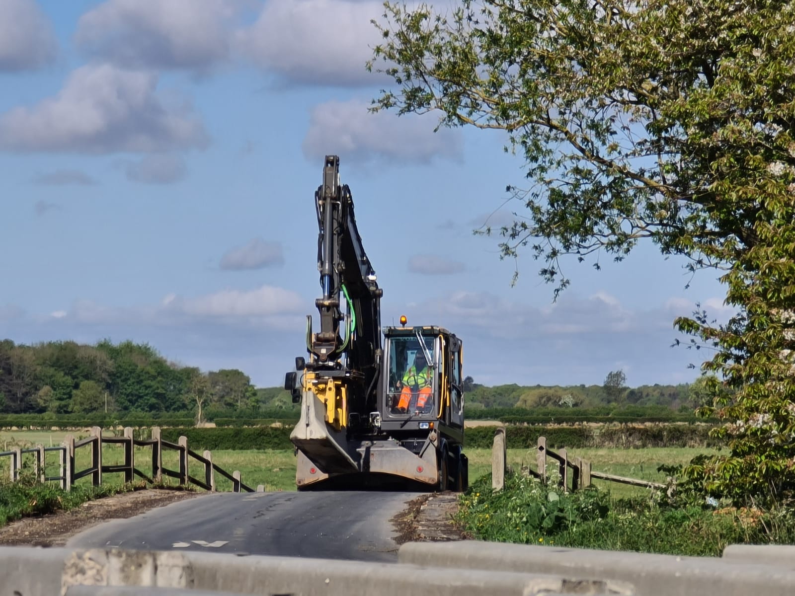 Rapid response required for waterways bridge strike - APC Civils